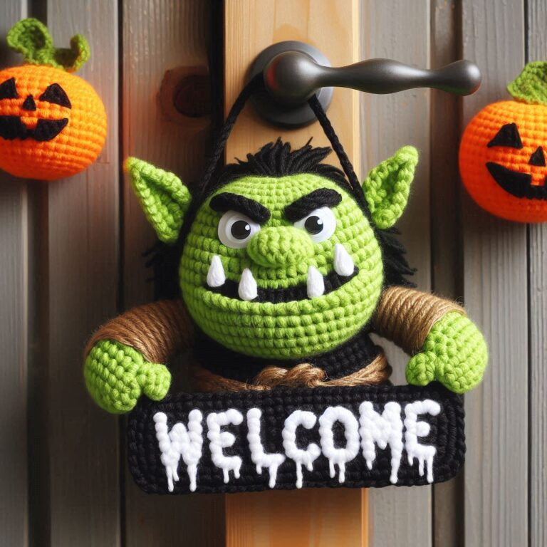 Creative Crochet Halloween Welcome Sign Ideas - Crafts Ideas